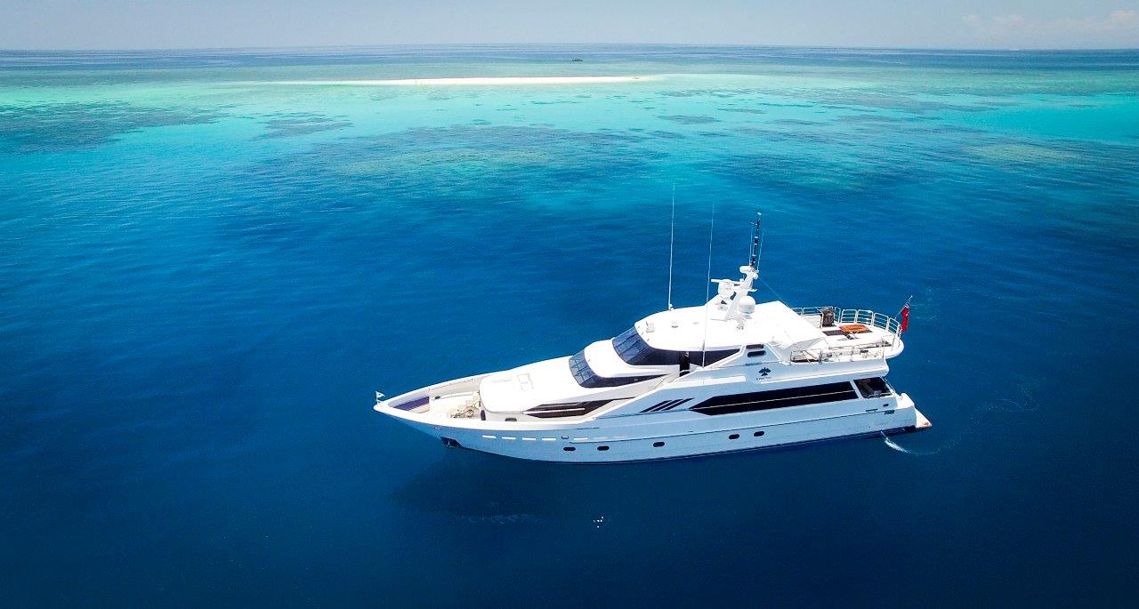 Luxury Charter Yacht - FLYING FISH • YOTSPACE Cairns